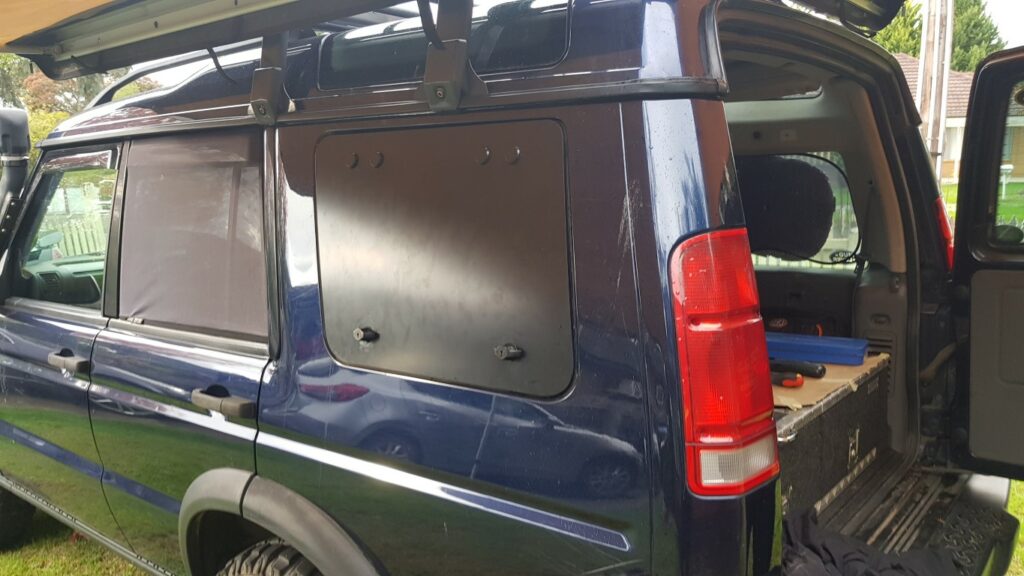 Emuwing Gullwing Window - Land Rover Discovery 2 (4 Door)