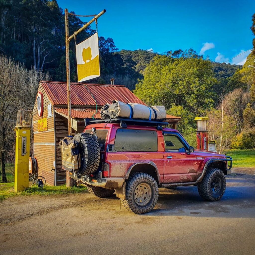 Emuwing Gullwing Window - Nissan Patrol Y60 GQ SWB 2 Door