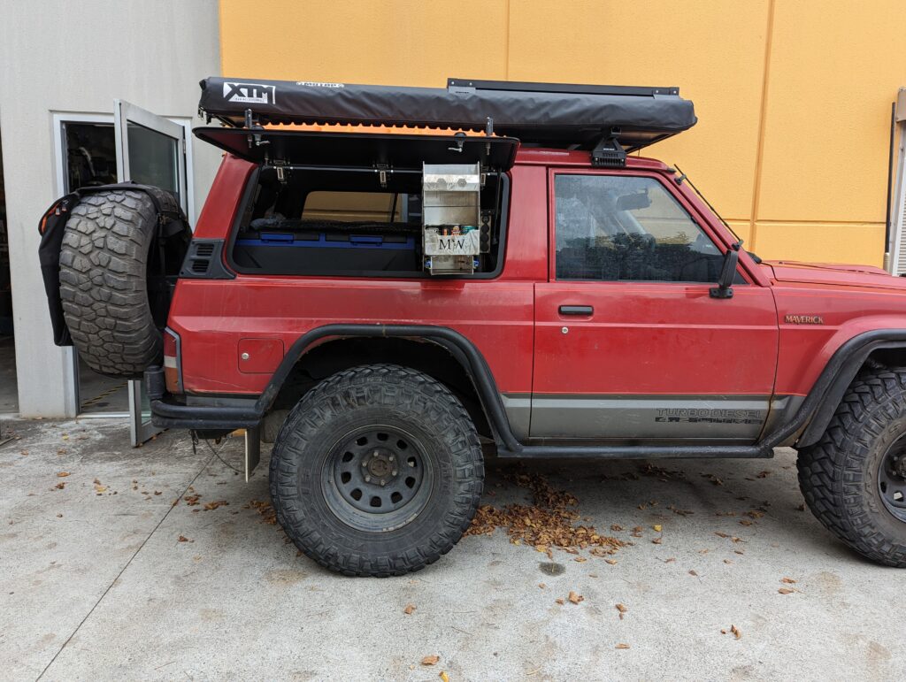 Emuwing Gullwing Window - Nissan Patrol Y60 GQ SWB 2 Door